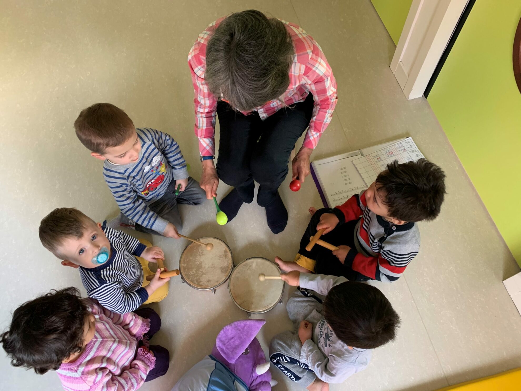 Animation éveil musical et danse – Espace Petite enfance de la Dombes